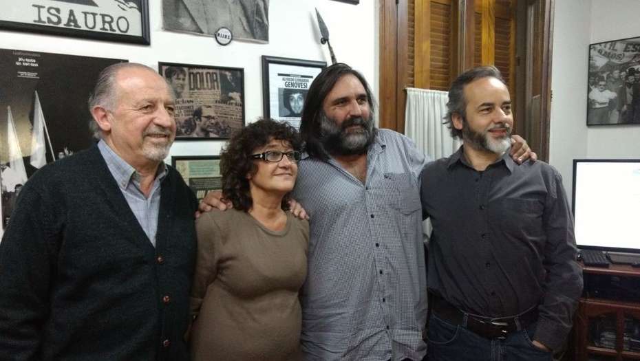 Elecciones en SUTEBA: arrasó Baradel y, tras el triunfo, le hizo cuatro ...